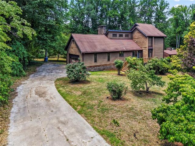 512 Forest Lane