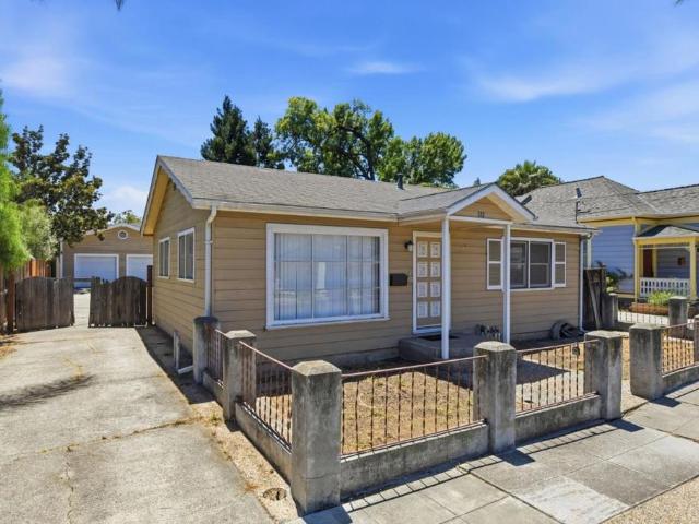 512 Fisk Avenue