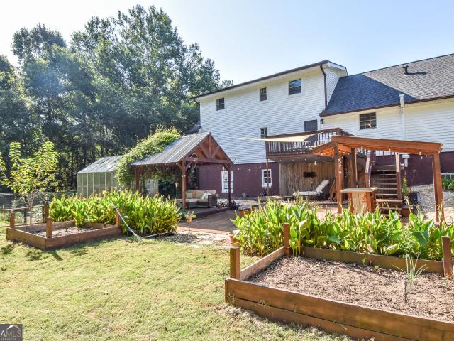 512 Hood Road