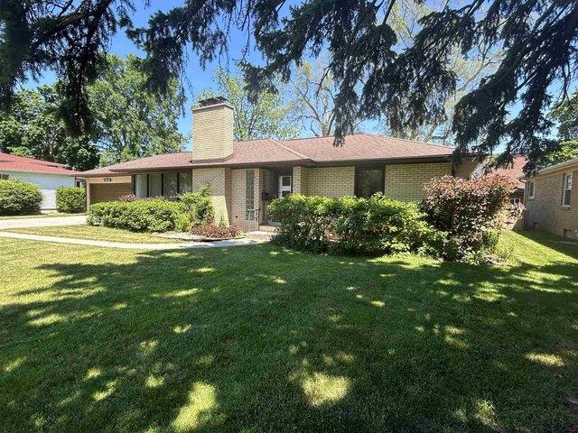 512 Handy Dr, Bay City, MI 48706