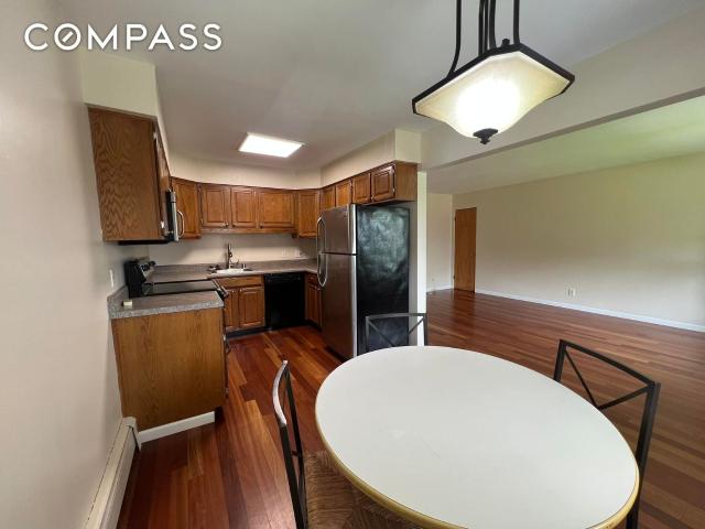 512 Hill St 2S, Walworth, WI