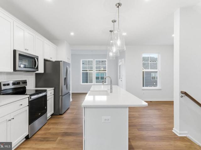 512 Husky Trail