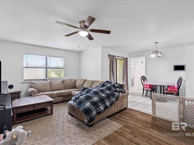 512 Lake Forest Boulevard E118