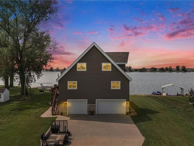 512 Lake Shore Dr, Craig, MO 64437