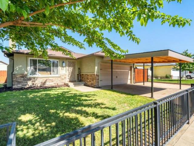 512 Lincoln Ave, Lodi, CA 95240