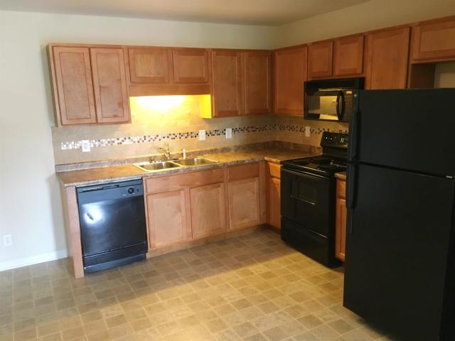 512 Luxury Dr # B