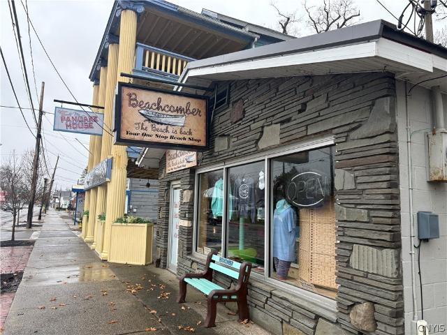 512 Main Street