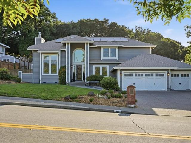 512 McNear Ave, Petaluma, CA 94952