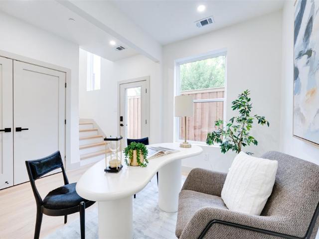 512 N Lancaster Street # 6