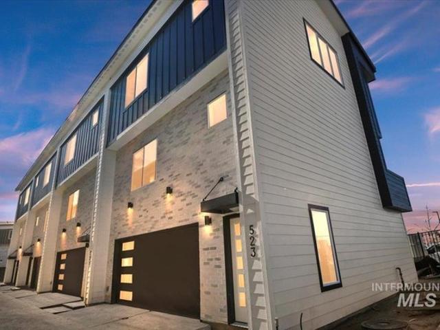 512 N Lucy Ln, Nampa, ID 83687