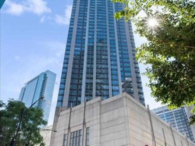512 N McClurg Ct Apt 3812, Chicago, IL 60611