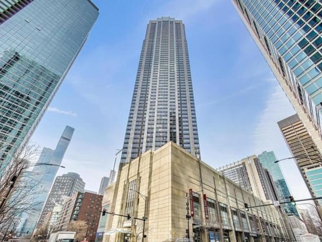 512 N McClurg Ct Apt 3909, Chicago, IL 60611