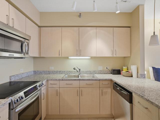 512 N McClurg Court # 2309