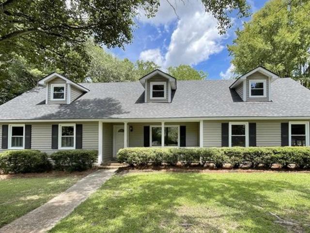 512 N Royal Tower Dr, Irmo, SC 29063