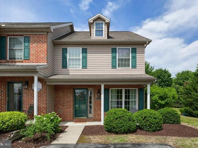 512 Northstar Dr, Harrisburg, PA 17112