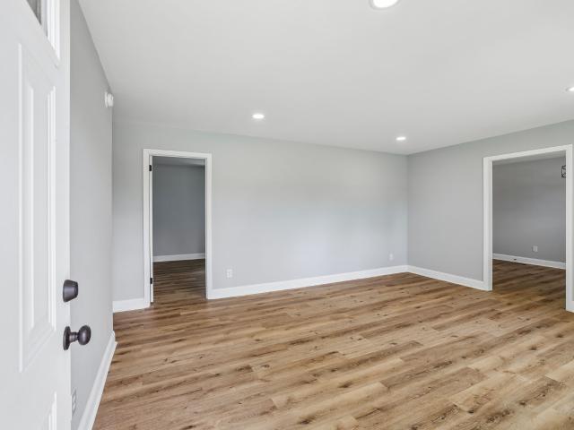 512 New Rock Creek Rd