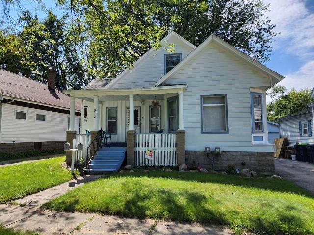 512 S Chilson Duplex 3 Bedroom Apartment for Rent at 512 S Chilson St, Bay City, MI 48706