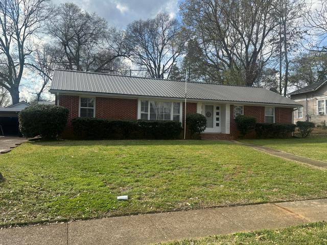 512 S Montgomery