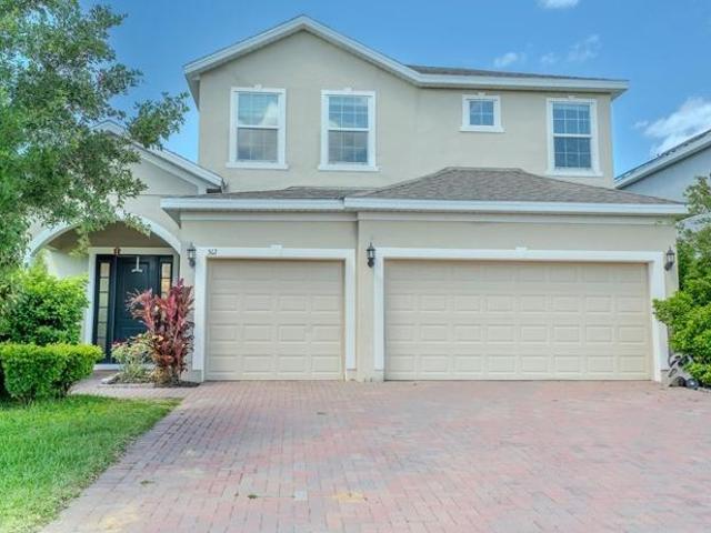 512 Sapphire Dr, Davenport, FL 33837