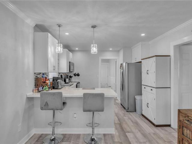512 Pocahontas PL