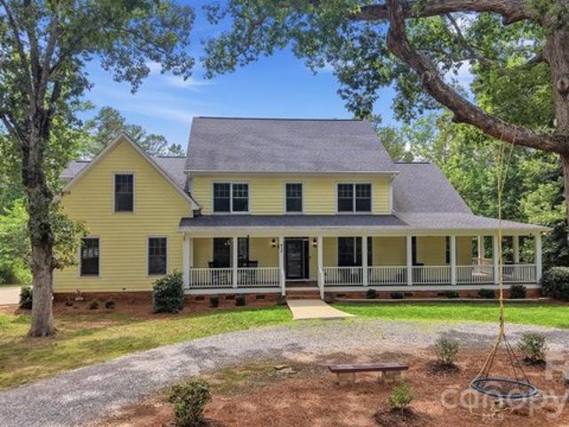 512 Pump Jack Way, Waxhaw, NC 28173