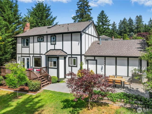 512 Runquist Court