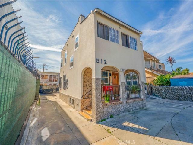 512 W 41st Pl, Los Angeles, CA 90037 | MLS #DW26032 | Compass