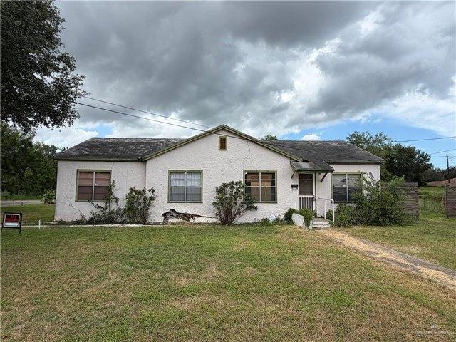 512 W 4th St E, Weslaco, TX 78596