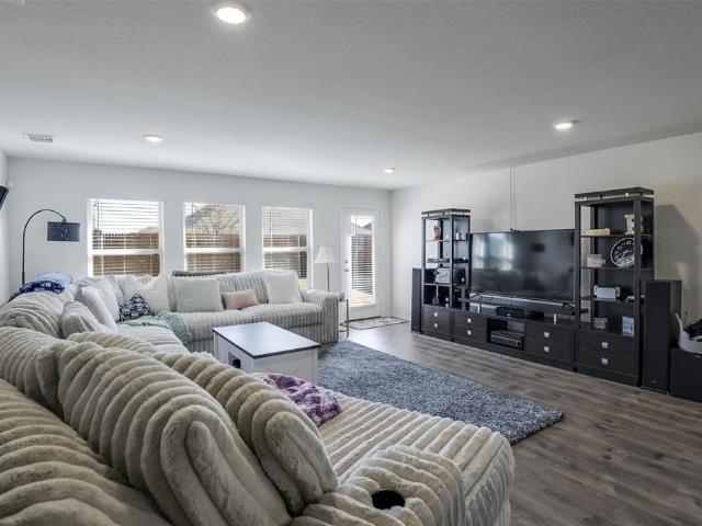 512 Woodhaven Drive