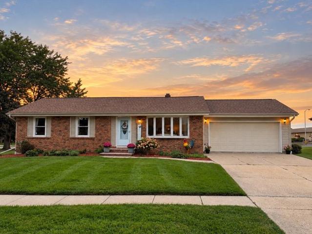 512 Westview Ave, Clinton, WI 53525