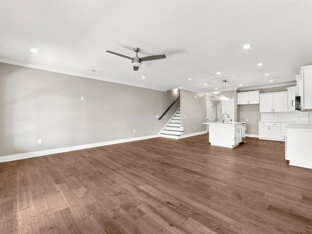 512 Unit 513 Old Lovers Lane