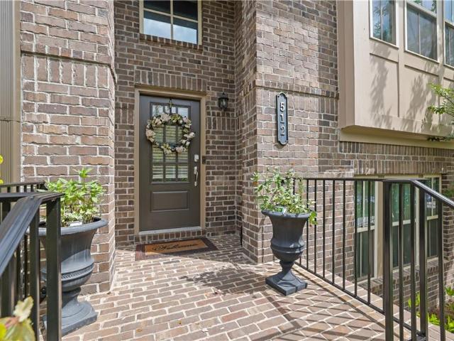 512 Via Secco Lane