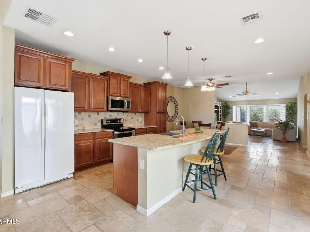 5134 N 78TH Place