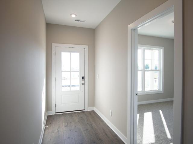 5134 Goldfinch Cove