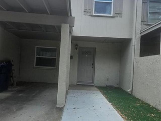 5134 Tennis Court Cir, Tampa, FL 33617