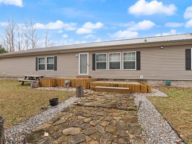 5135 N Vanlaningham Rd, Milltown, IN 47145