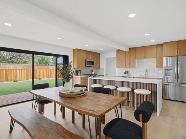 5135 New Haven