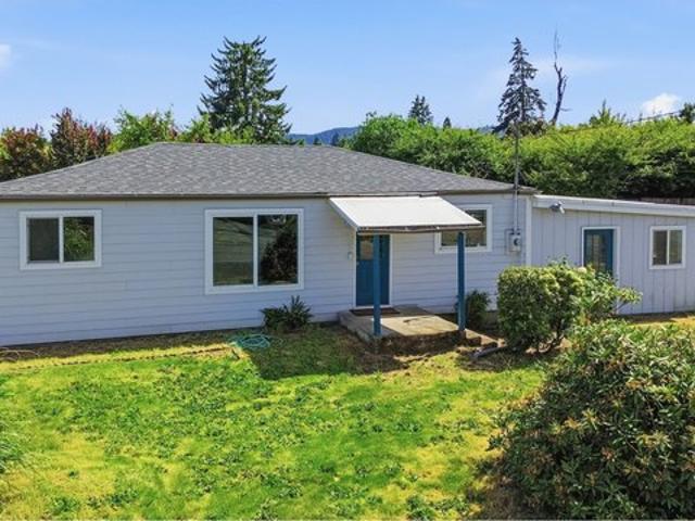 5135 C St, Springfield, OR 97478