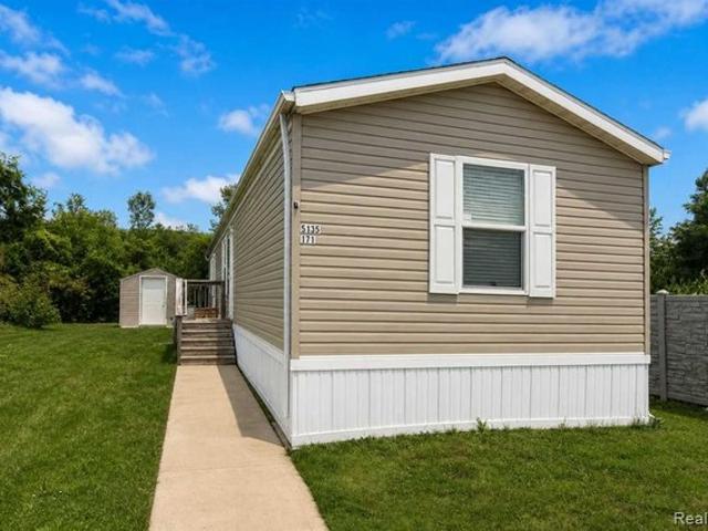5135 E Annapolis Cir, Canton, MI 48188