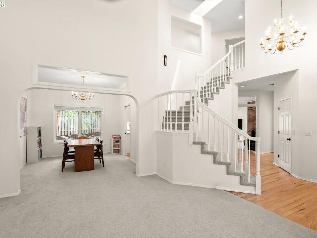 5135 Greensborough CT