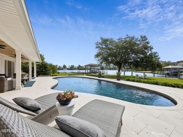 5135 Pirates Cove Rd, Jacksonville, FL 32210