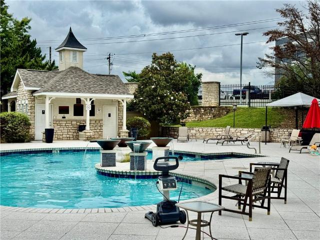 5135 W Sussex Lane