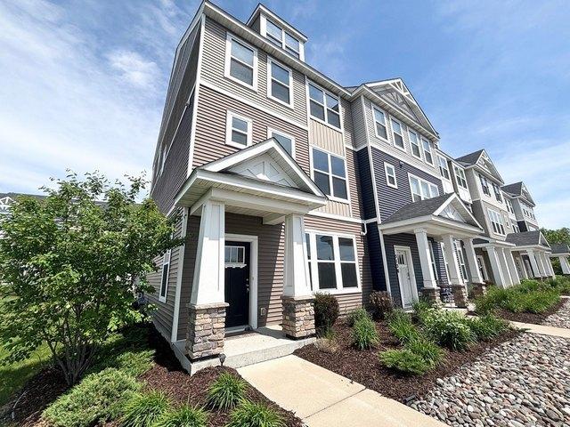 5136 Hampton St NE Unit Th, Prior Lake, MN 55372