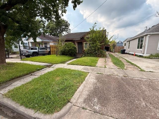 5136 Leeland St, Houston, TX 77023 | MLS #68427 | Compass