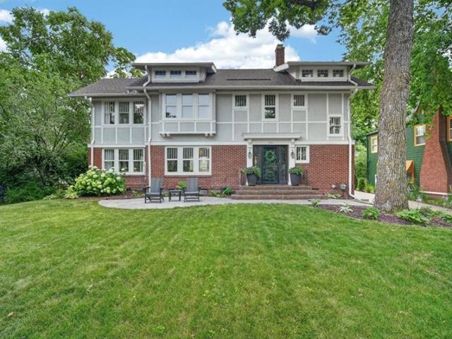 5136 Shriver Ave, Des Moines, IA 50312