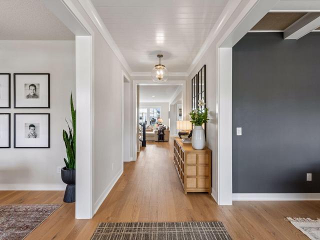 5137 Boulder Lane