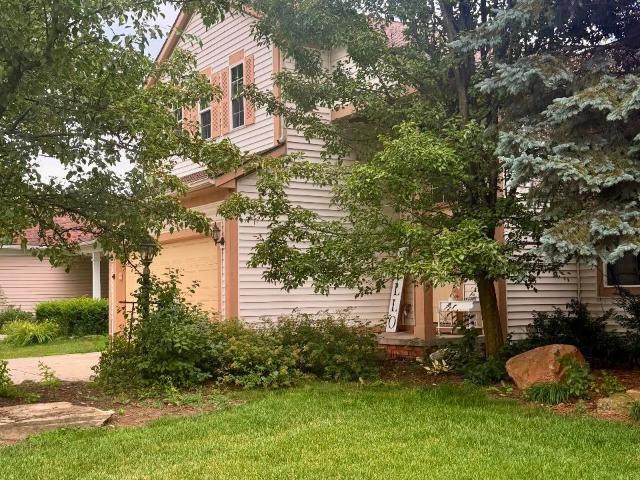 5137 Sandalwood Circle Street