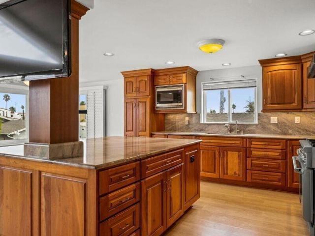 5138 Outrigger Way