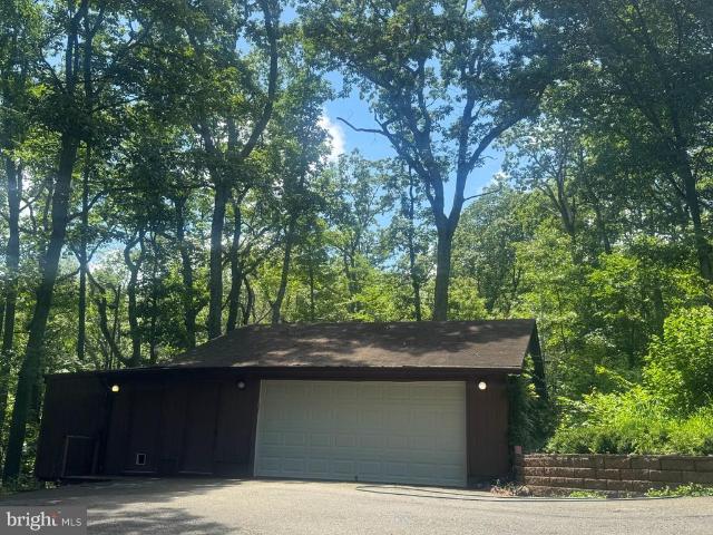 5138 Laurel Lane