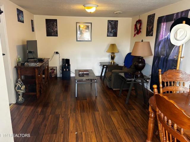 5138 S Highway 411